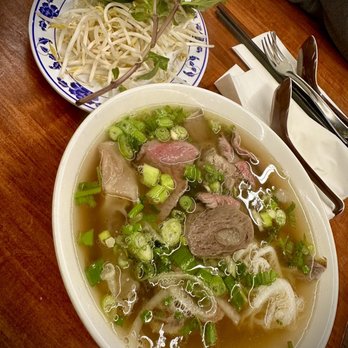 PHO 88 - Updated November 2025 - 228 Photos & 230 Reviews - 757 Rainier ...