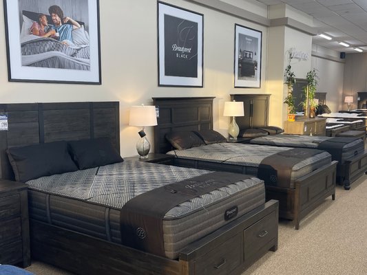 MANCINI’S SLEEPWORLD - POTRERO HILL - Updated March 2025 - 14 Photos ...