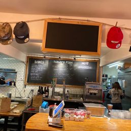 FISH 101 - Updated December 2025 - 1166 Photos & 1513 Reviews - 1468 N ...