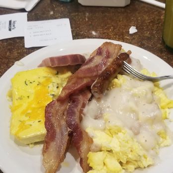 ROBERT’S BUFFET - Updated December 2025 - 48 Photos & 29 Reviews - 3184 ...