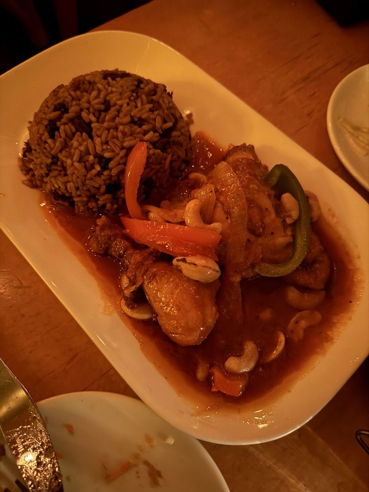 RHUM CORNER - Updated July 2025 - 95 Photos & 132 Reviews - 926 Dundas ...