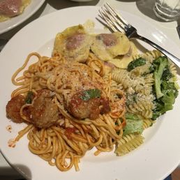 BECCO - Updated January 2026 - 2508 Photos & 3397 Reviews - 355 W 46th ...