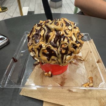 URBAN DESSERT LAB - Updated June 2025 - 136 Photos & 97 Reviews - 7901 ...