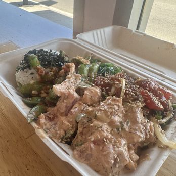 JUS’ POKE - Updated October 2024 - 2167 Photos & 2350 Reviews - 501 N ...