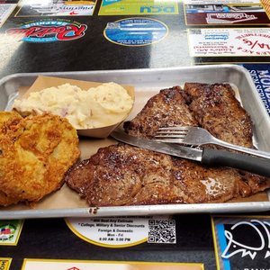 CC’S SMOKEHOUSE - 71 Photos & 69 Reviews - 2709 Westward Dr ...