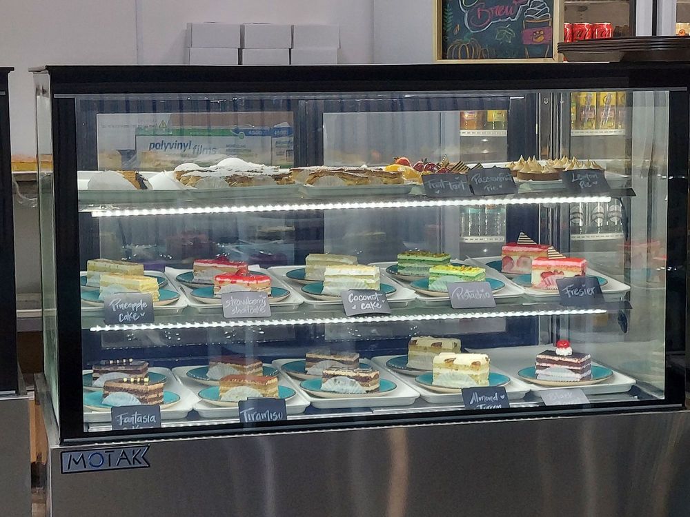 FORTUNA BAKERY - Updated July 2025 - 15 Photos & 19 Reviews - 4812 Grandview Pkwy, Davenport ...