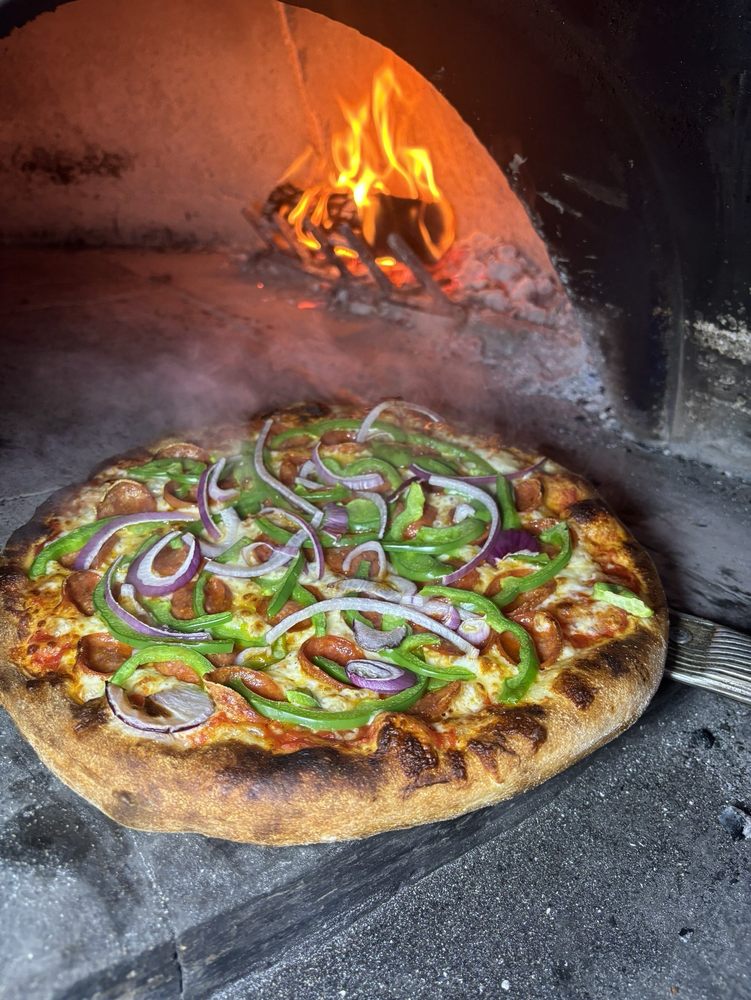 Tic Tac Toe Pizza, Los Angeles | Roadtrippers