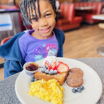 THUMBS UP DINER - Updated August 2024 - 789 Photos & 878 Reviews - 573 ...