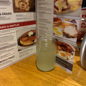 THE MACHINE SHED - APPLETON - Updated October 2024 - 152 Photos & 168 ...