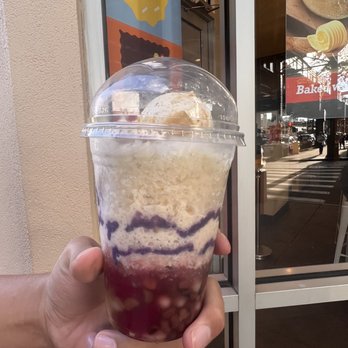 RED RIBBON BAKESHOP - Updated June 2025 - 614 Photos & 339 Reviews - 65 ...