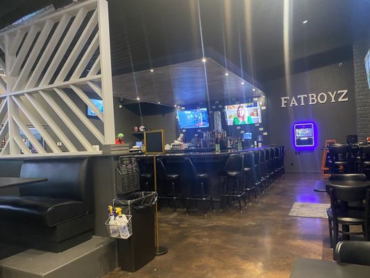 FAT BOYZ SMASH HOUSE - Updated August 2024 - 19 Photos - 1041 Highland ...