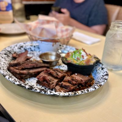 LUCILLE’S SMOKEHOUSE BAR-B-QUE - Updated December 2025 - 2605 Photos ...
