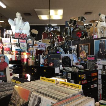 THE RECORD EXCHANGE - Updated December 2025 - 77 Photos & 90 Reviews ...