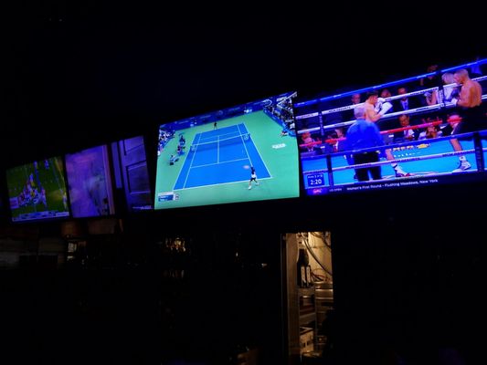 FAT HARVEYS - Updated October 2025 - 24 Photos & 33 Reviews - 303 W ...