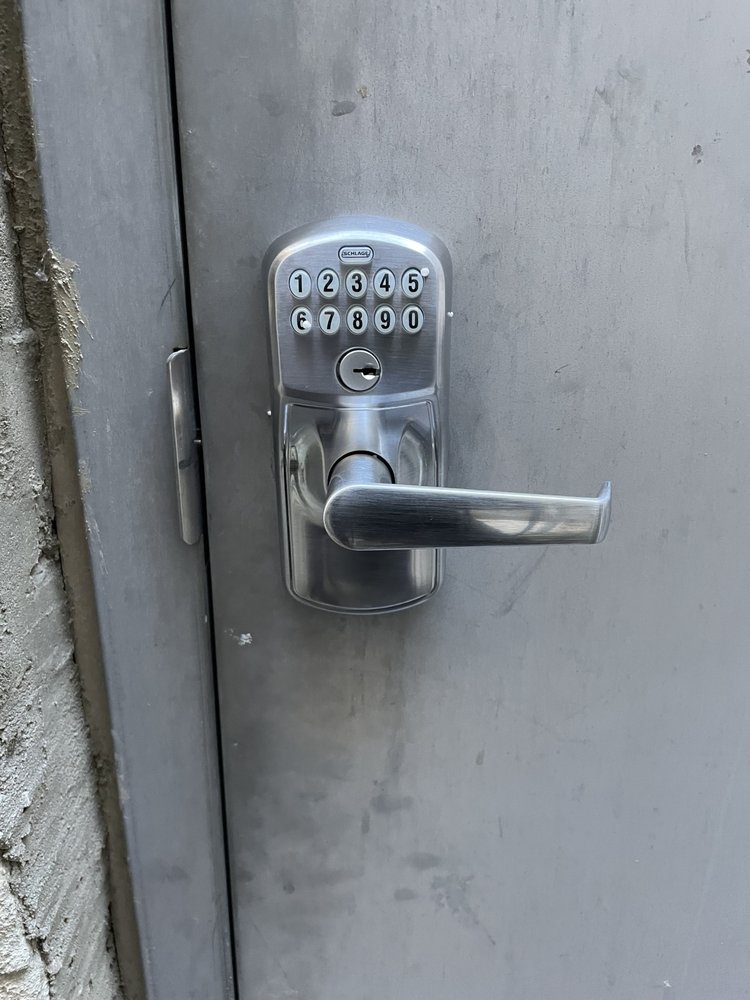 FALCON LOCKSMITH - 129 Photos & 184 Reviews - 1259 Myrtle Ave, Brooklyn ...