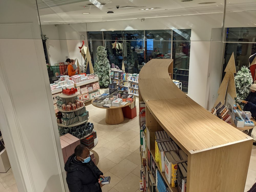 INDIGO - Updated January 2026 - 10 Photos - 50 Rideau Centre, Ottawa ...