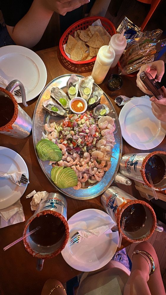 EL MUCHACHO ALEGRE - Updated December 2025 - 104 Photos & 46 Reviews ...