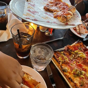 FEDERAL PIZZA - 1249 Photos & 1563 Reviews - 5210 N Central Ave ...