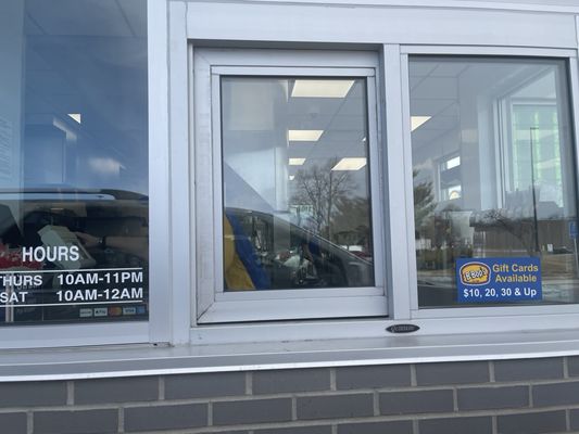 B-BOPS - Updated December 2025 - 21 Photos & 46 Reviews - 4500 Fleur Dr ...