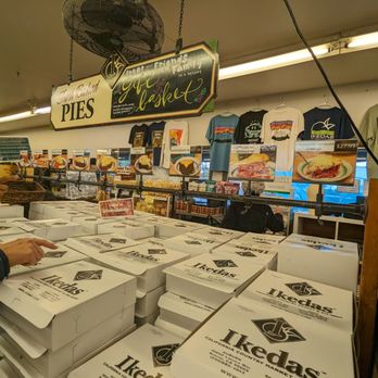 IKEDA’S CALIFORNIA COUNTRY MARKET - Updated June 2024 - 1763 Photos & 1531 Reviews - 13500 ...