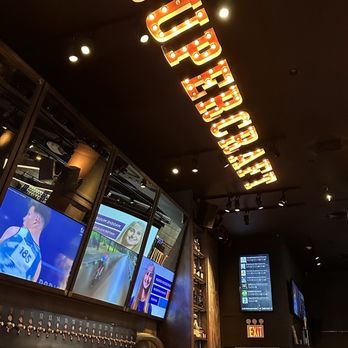 CLINTON HALL 36 - Updated July 2025 - 527 Photos & 398 Reviews - 16 W ...