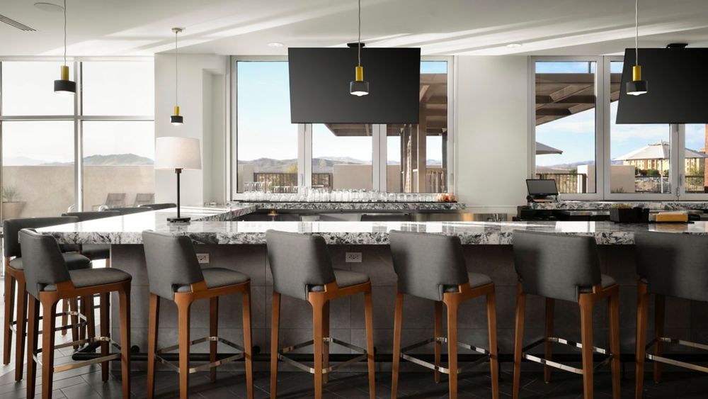 IRON TRIANGLE BAR AND GRILL - Updated August 2025 - 11 Photos - 2551 ...