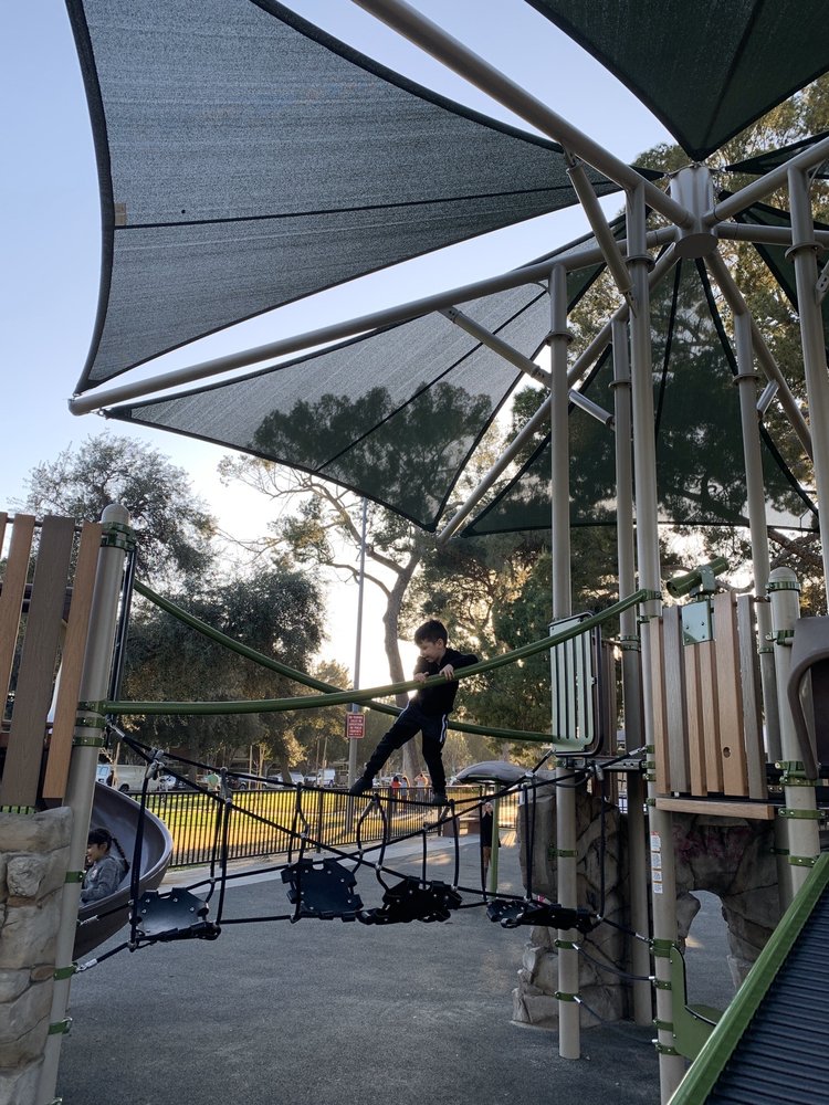 SUN VALLEY PARK - 26 Photos - 8133 Vineland, Los Angeles, California ...