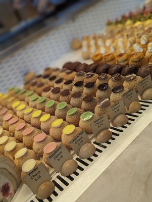 MARI BAKESHOP - Updated January 2026 - 104 Photos & 32 Reviews - 103 St ...