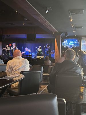 HUMPHREYS BACKSTAGE LIVE - Updated December 2025 - 215 Photos & 186 ...