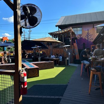 KAMP HOUSTON - 581 Photos & 521 Reviews - 6025 Westheimer Rd, Houston ...