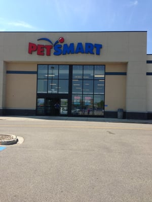 PETSMART - Updated January 2026 - 760,5001 19 St, Red Deer, Alberta ...