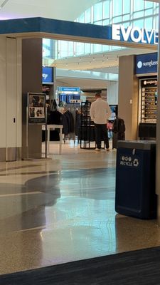 EVOLVE BY HUDSON - Updated December 2025 - 100 Lower Terminal Dr, Fort ...