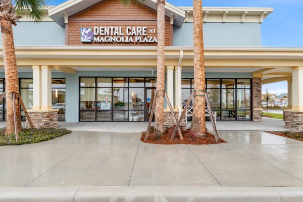 Dental Care At Magnolia Plaza