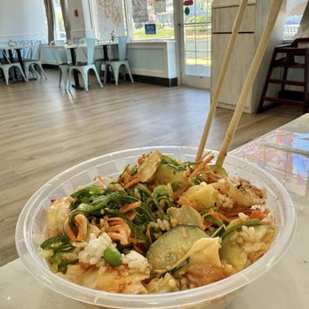 POKE WEST - Updated December 2025 - 26 Photos - 214 S Milwaukee Ave ...