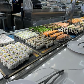 UMI HOTPOT SEAFOOD & SUSHI BUFFET - Updated July 2025 - 248 Photos ...