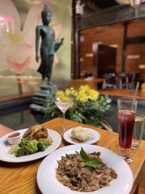 SEA THAI - Updated December 2025 - 3479 Photos & 3626 Reviews - 114 N ...