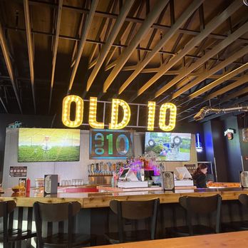 OLD 10 BAR & GRILL - Updated December 2025 - 26 Photos - 4100 N ...