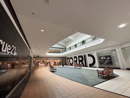 ARBOR PLACE MALL - Updated December 2025 - 67 Photos & 68 Reviews ...