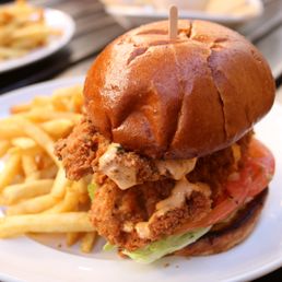 RIVERSIDE CLUBHOUSE - Updated January 2026 - 869 Photos & 765 Reviews ...