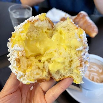 ROSCIOLI CAFFÉ PASTICCERIA - Updated May 2024 - 142 Photos & 67 Reviews ...