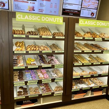 MR MAPLE DONUTS - Updated December 2025 - 25 Photos & 24 Reviews ...