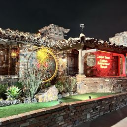 THE MAGIC LAMP INN - Updated July 2025 - 482 Photos & 319 Reviews ...