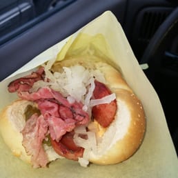 VICTORY DOGS - Updated December 2025 - 52 Photos & 95 Reviews - 1330 ...