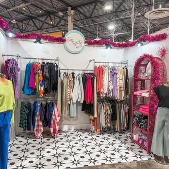 PAINTED TREE BOUTIQUES - Updated December 2025 - 11315 Montgomery Rd ...