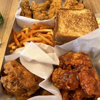 MONO MONO KOREAN FRIED CHICKEN - Updated July 2025 - 38 Photos - 7530 S ...
