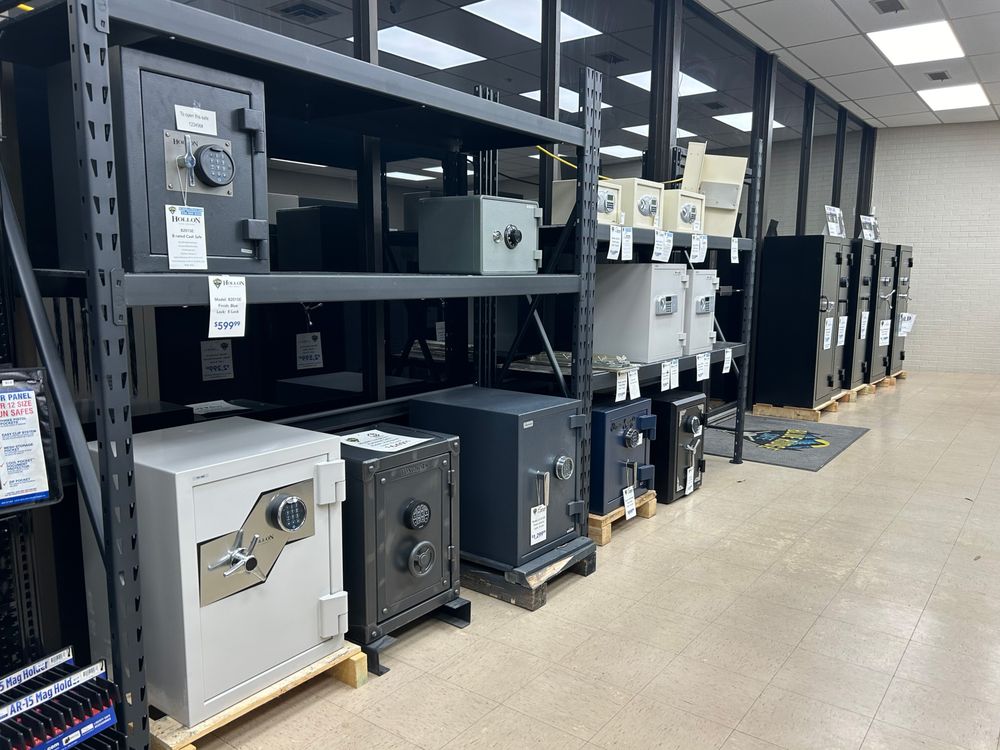 BLUE RIDGE SAFE - Updated December 2025 - 11 Photos - 1205 Woodfield ...