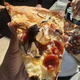 PIZZA TO THE RESCUE - Updated May 2025 - 374 Photos & 192 Reviews ...