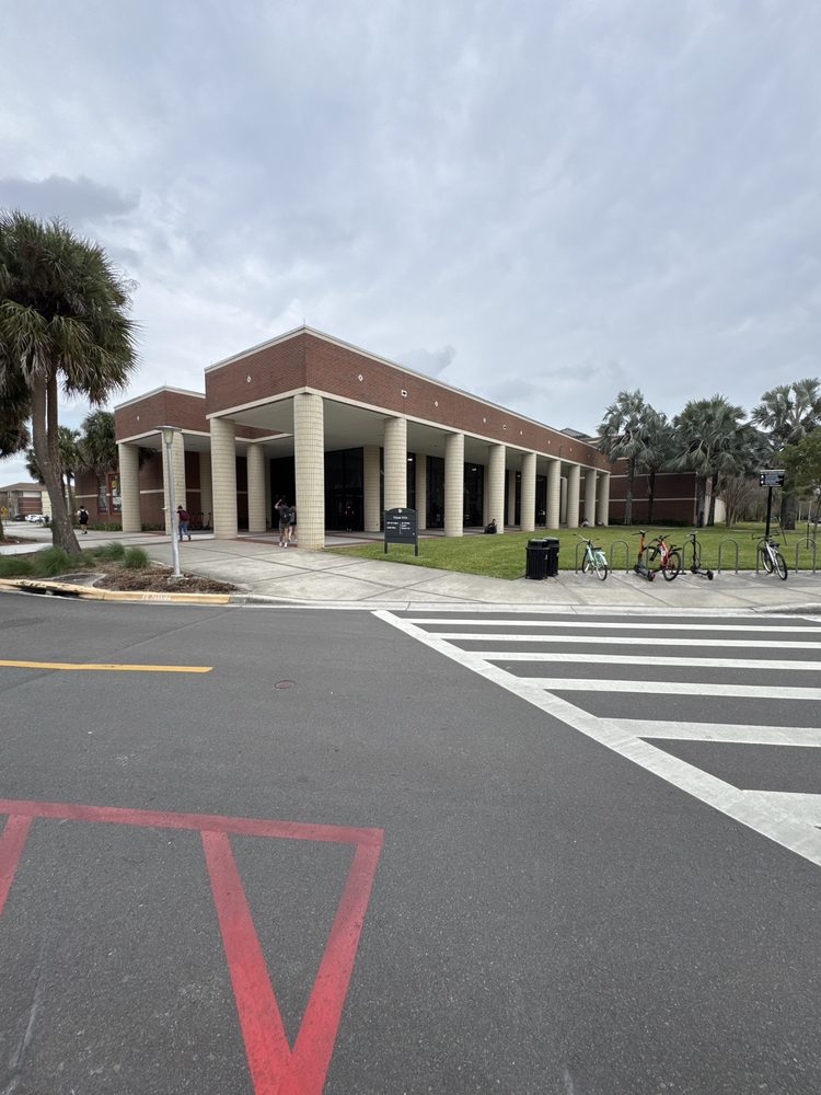 UCF SCHOOL OF VISUAL ARTS AND DESIGN - Updated March 2025 - 4000 ...