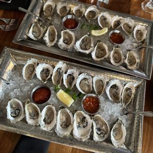 FIN POINT OYSTER BAR & GRILL - 648 Photos & 484 Reviews - 89 Broad St ...