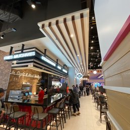 STEAK AND SHAKE - Updated July 2025 - 58 Photos & 51 Reviews - 200 E ...